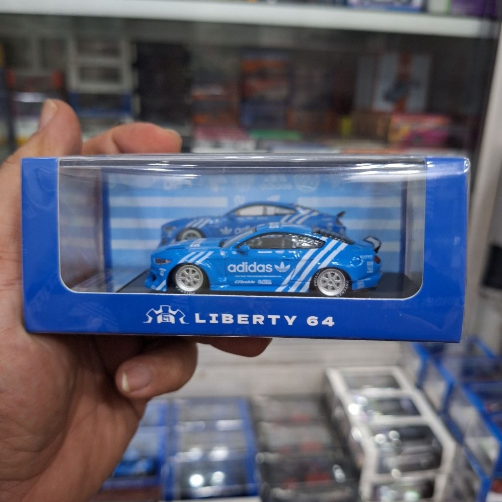 Jual Liberty64 Skala 64 Ford Mustang Adidas Edition | Shopee Indonesia