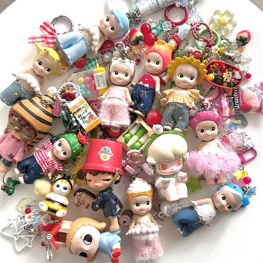 Jual 1st drop figurine beaded keychains by nijistudio | sonny angel ...