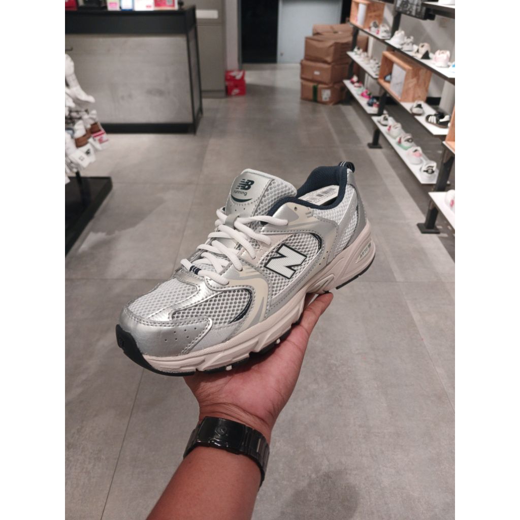 Jual Jastip Sepatu NB 530 Size GS Original Store | Shopee Indonesia