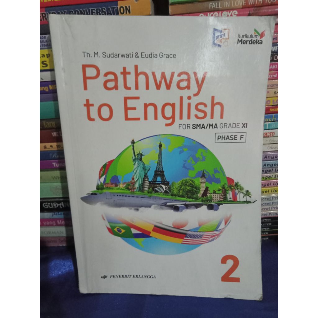 Jual BUKU PATHWAY TO ENGLISH FOR SMA/MA KELAS XI/2 | Shopee Indonesia