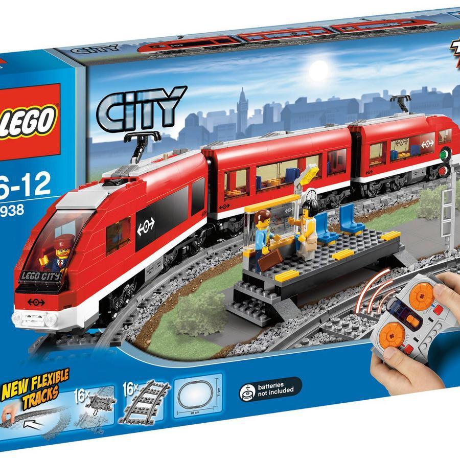 Jual lego city 7938 passenger train | Shopee Indonesia