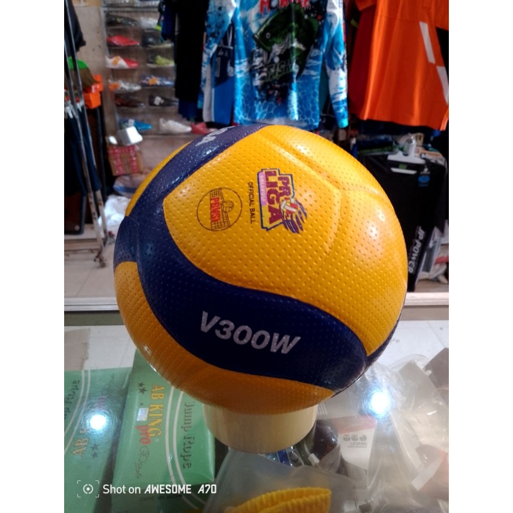 Jual BOLA VOLLEY VOLI VOLLY MIKASA MVA 300 W MVA300 MVA300W 300W ...