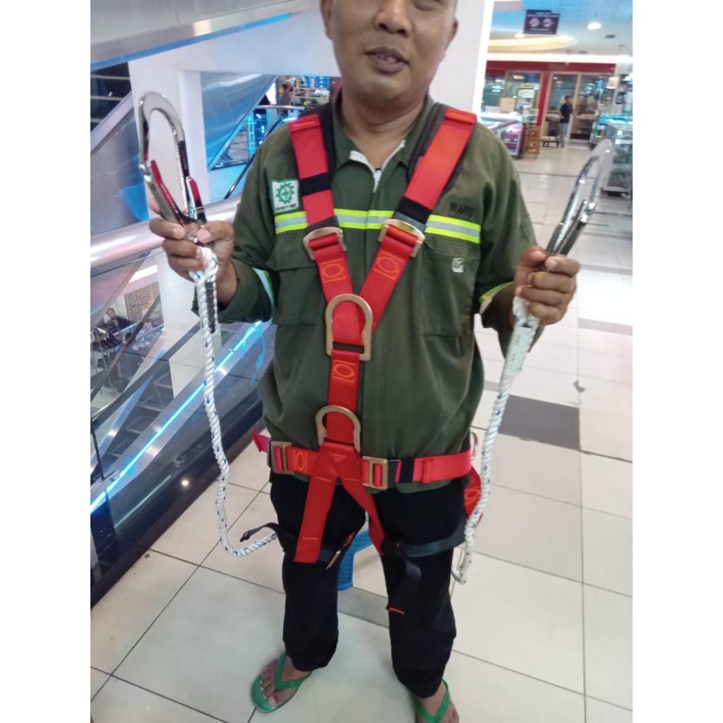 Jual Full Body Harness 5D Double Hook Absorber / Full Body Harness ...