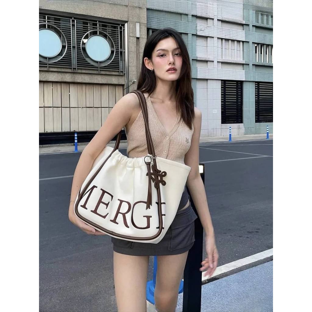 Jual MERGE SIZE L TAS SERUT SLING BAG 2742 | Shopee Indonesia