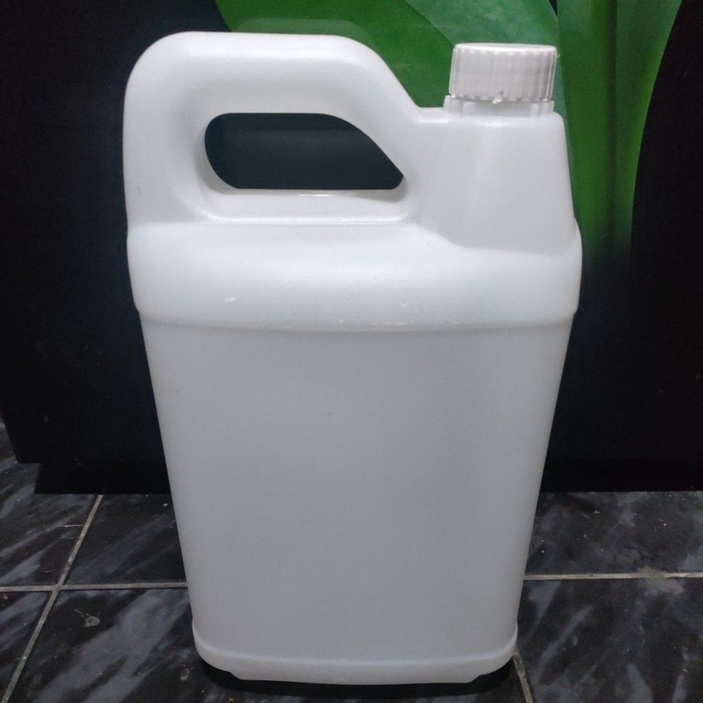 Jual Jerigen 5 Liter bersih | Shopee Indonesia