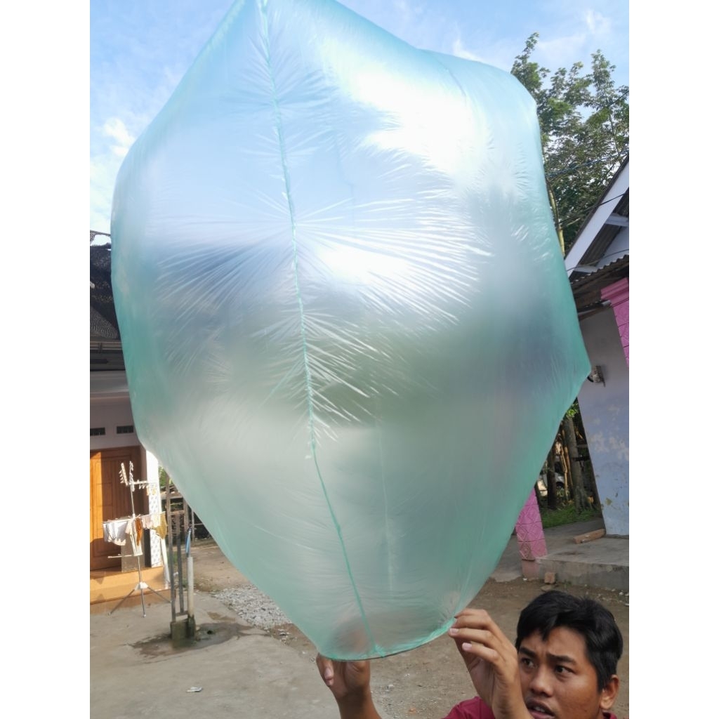 Jual Balon udara / lampion terbang warna hijau ukuran 1 meter free ...