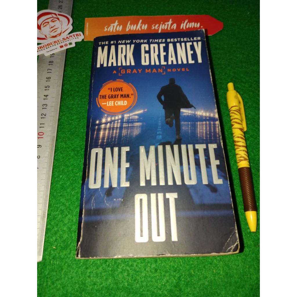 Jual Buku Novel Original : One Minute Out by Mark Greaney. | Shopee ...