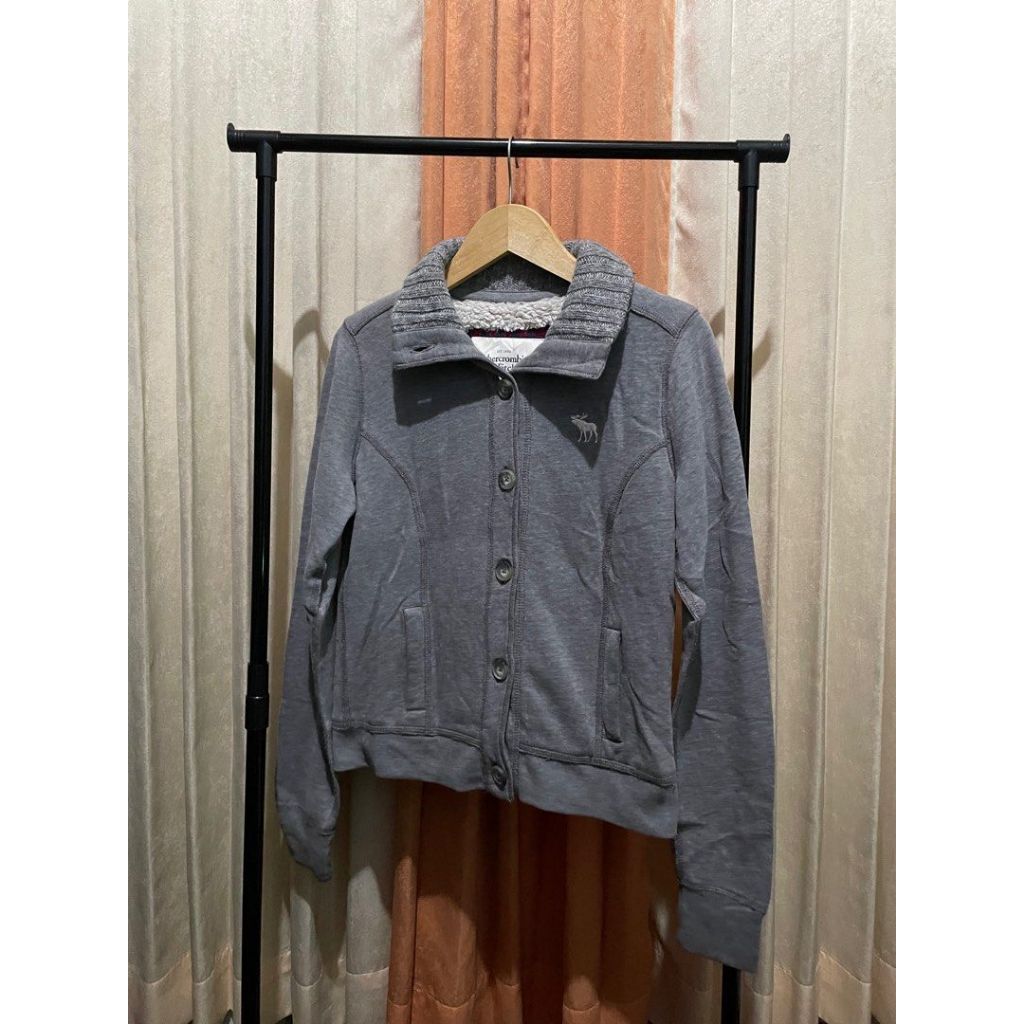 Jual ABERCROMBIE SWEATER JACKET | Shopee Indonesia