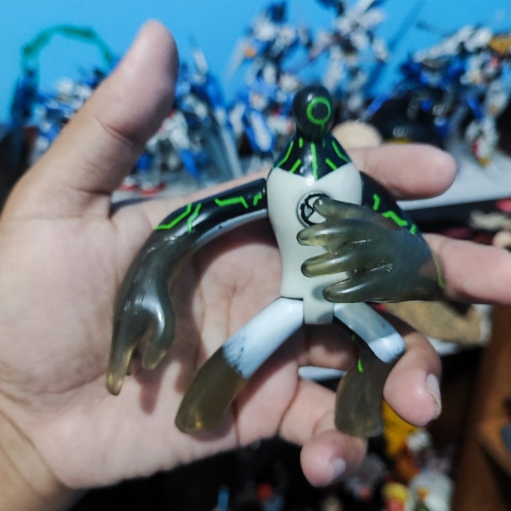Jual Figure Ben 10 Upgrade Original Cartoon Network Bandai | Shopee ...