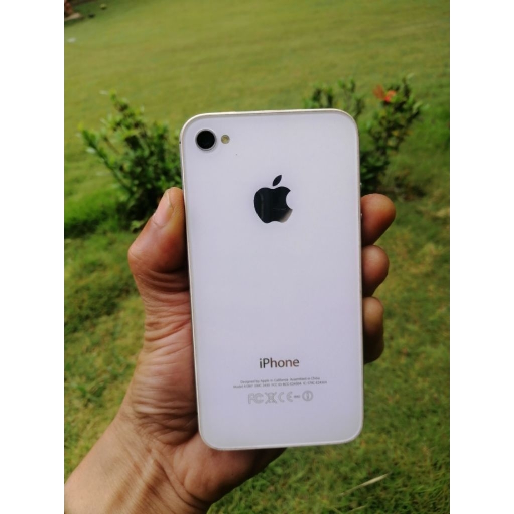Jual IPHONE 4S RAM 64 GB YANG MAU KOLEKSI IPHONE JADUL KONDISI NORMAL ...
