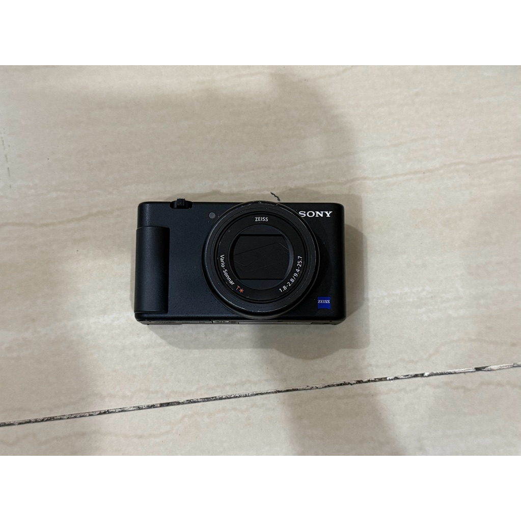 Jual Sony zv-1 second + neewer wide angle lens | Shopee Indonesia
