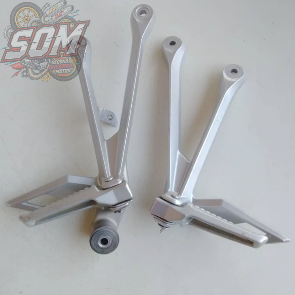 Jual STEP BELAKANG CBR150R LED FACELIFT K45 ORIGINAL COPOTAN | Shopee ...