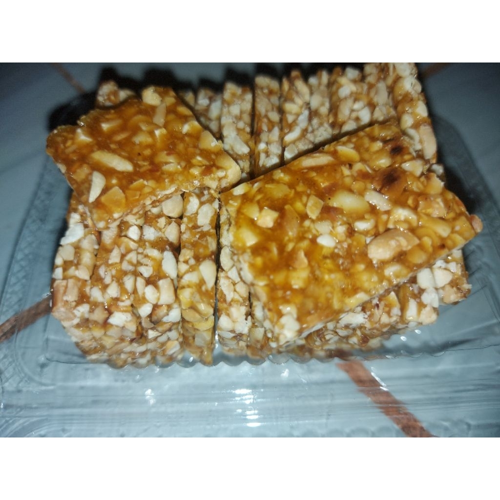 Jual Teng-Teng / Kacang Caramel / Cemilan Khas Bugis/ Wafer Tradisional ...