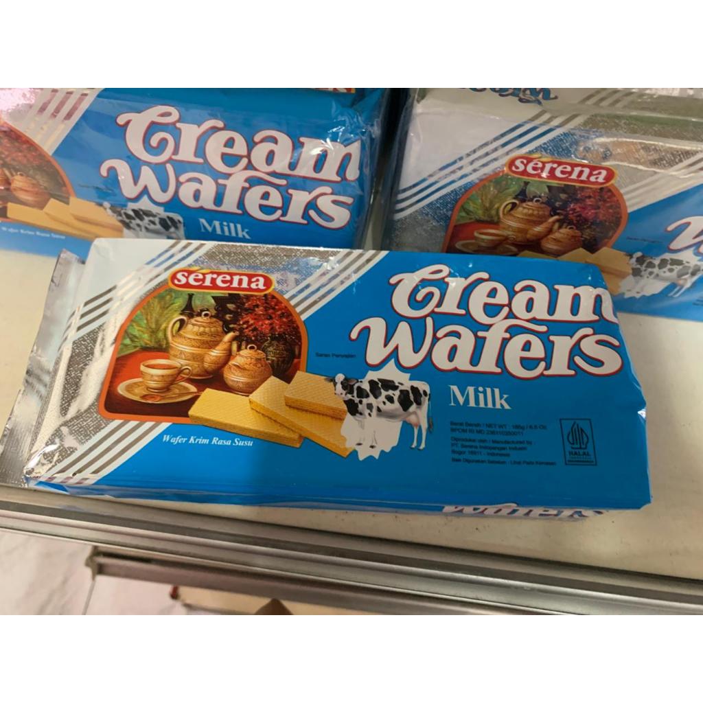 Jual Serena Biscuit Cream Wafer Milk 185 gr | Shopee Indonesia