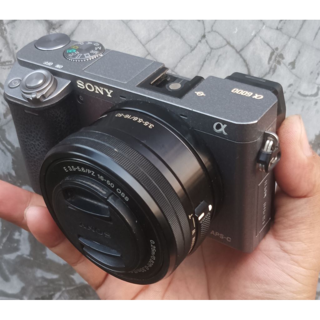 Jual Sony A6000 + lensa kit + Garansi Toko | Shopee Indonesia