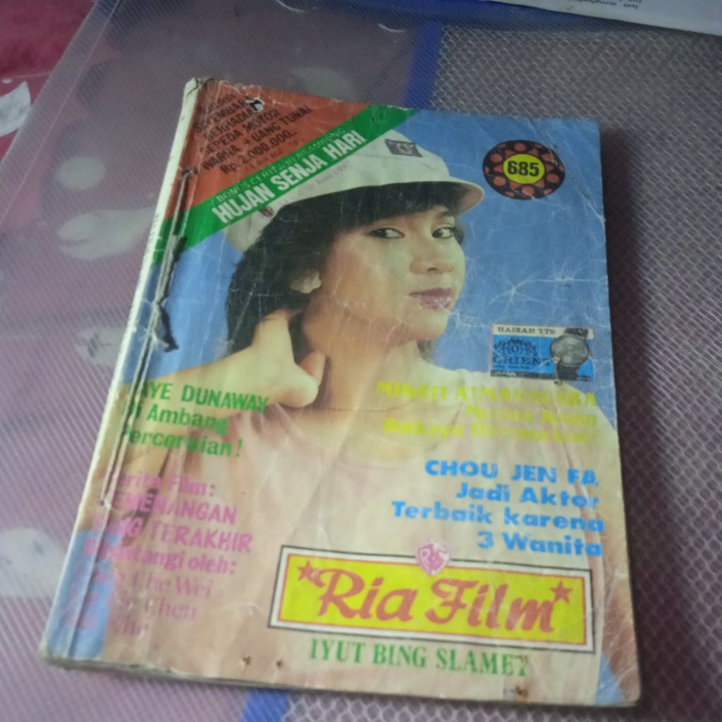 Jual buku majalah Ria Film jadul, ada Iyut Bing Slamet, Minati ...