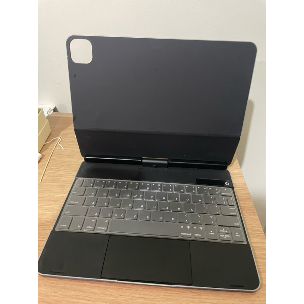 Jual Mils 360 Floating Magic Keyboard | Shopee Indonesia