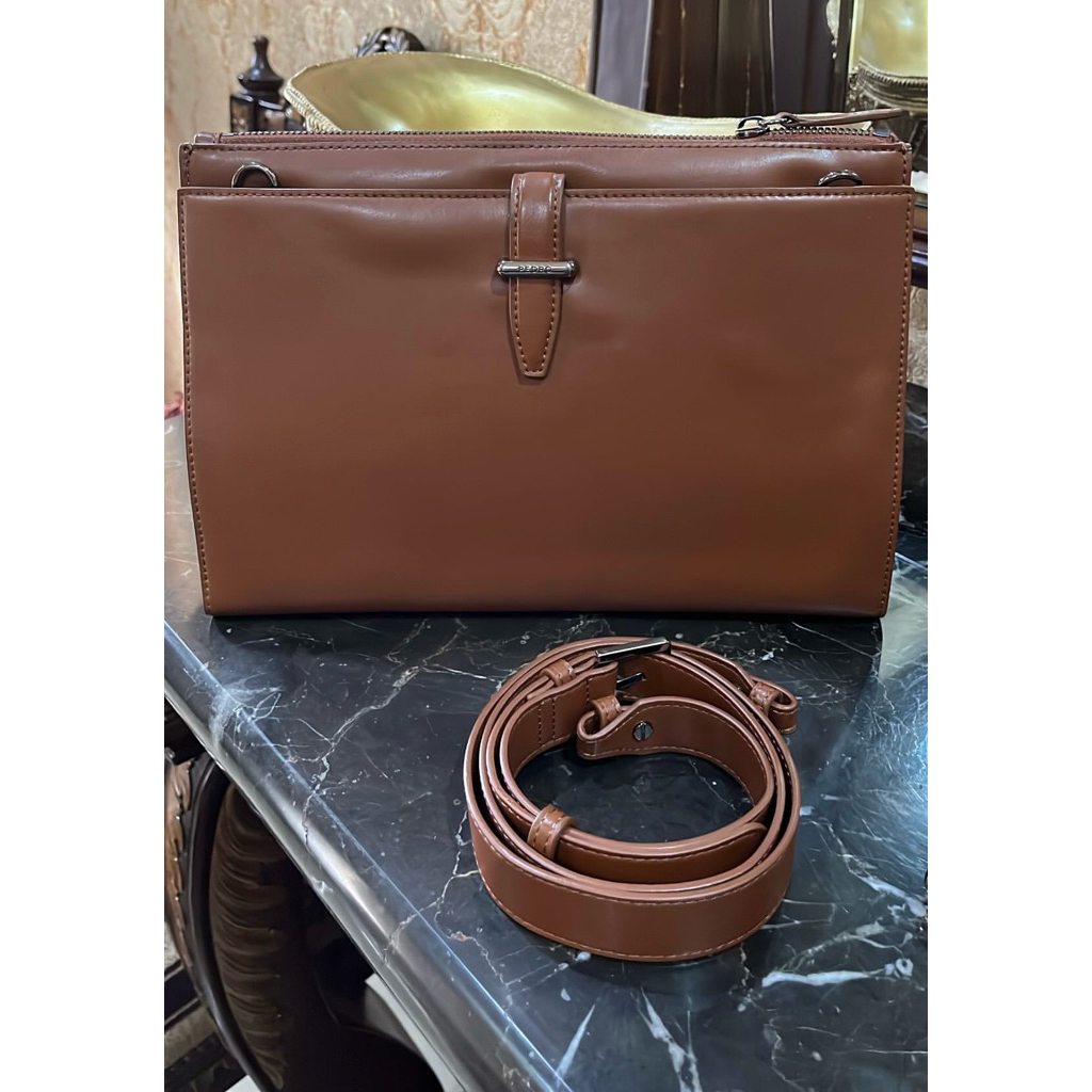 Jual Pedro Clutch Brown (100% Original Pedro Store) | Shopee Indonesia