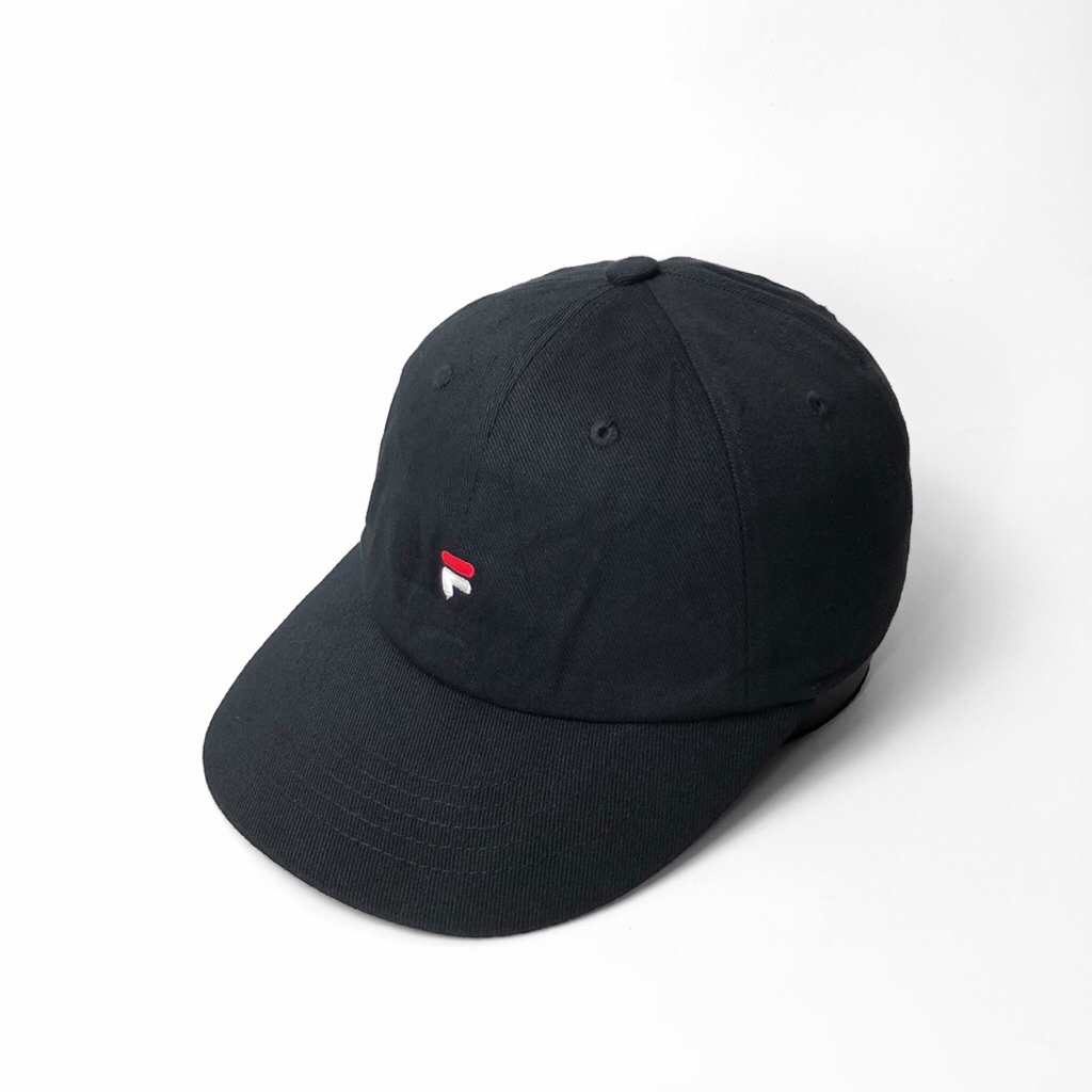 Jual Fila Embroidered Small Logo Baseball Cap Black | Shopee Indonesia