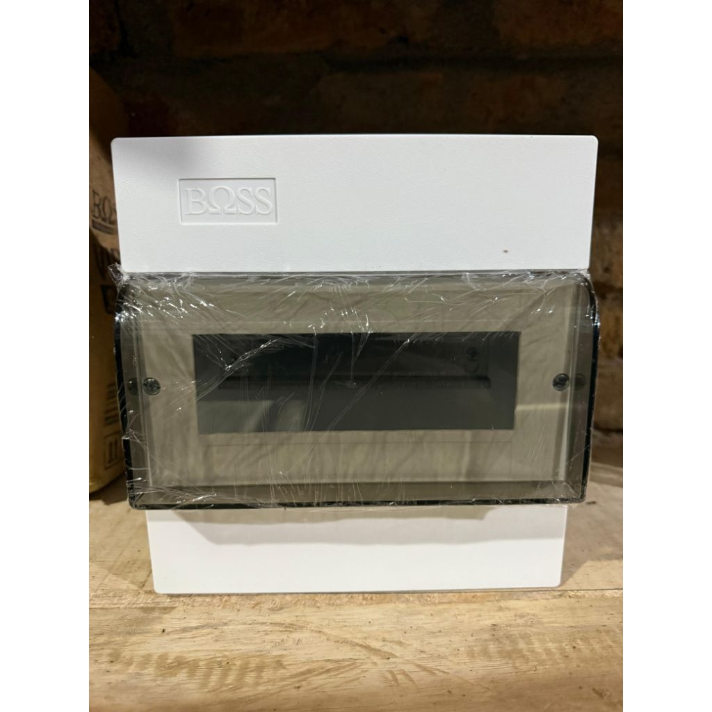 Jual BOSS Box MCB 8 Group Outbow MCB Box 8 Grup OB | Shopee Indonesia