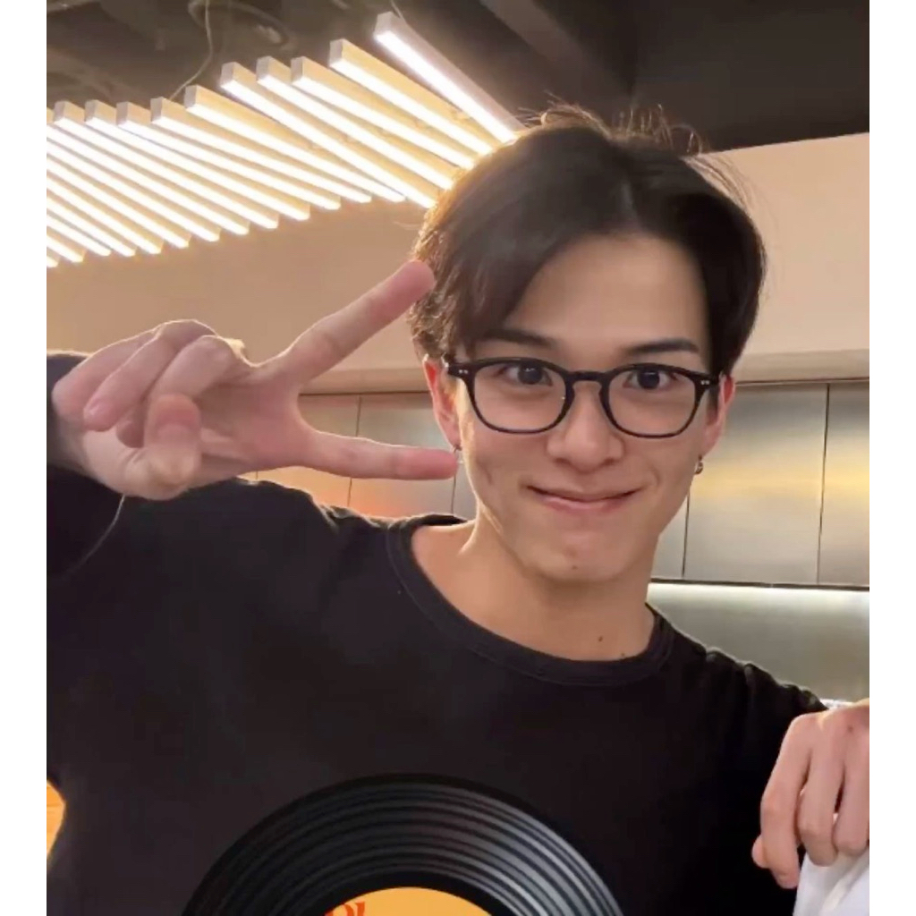 Jual BOOKED ONLY | Shopee Indonesia