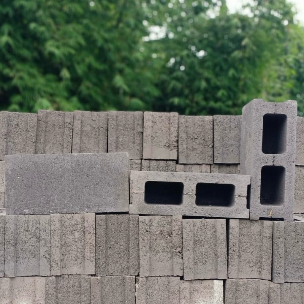 Jual Konblok Beton 39 x 19 x 14 cm - Ecer Satuan Batako Konblok ...