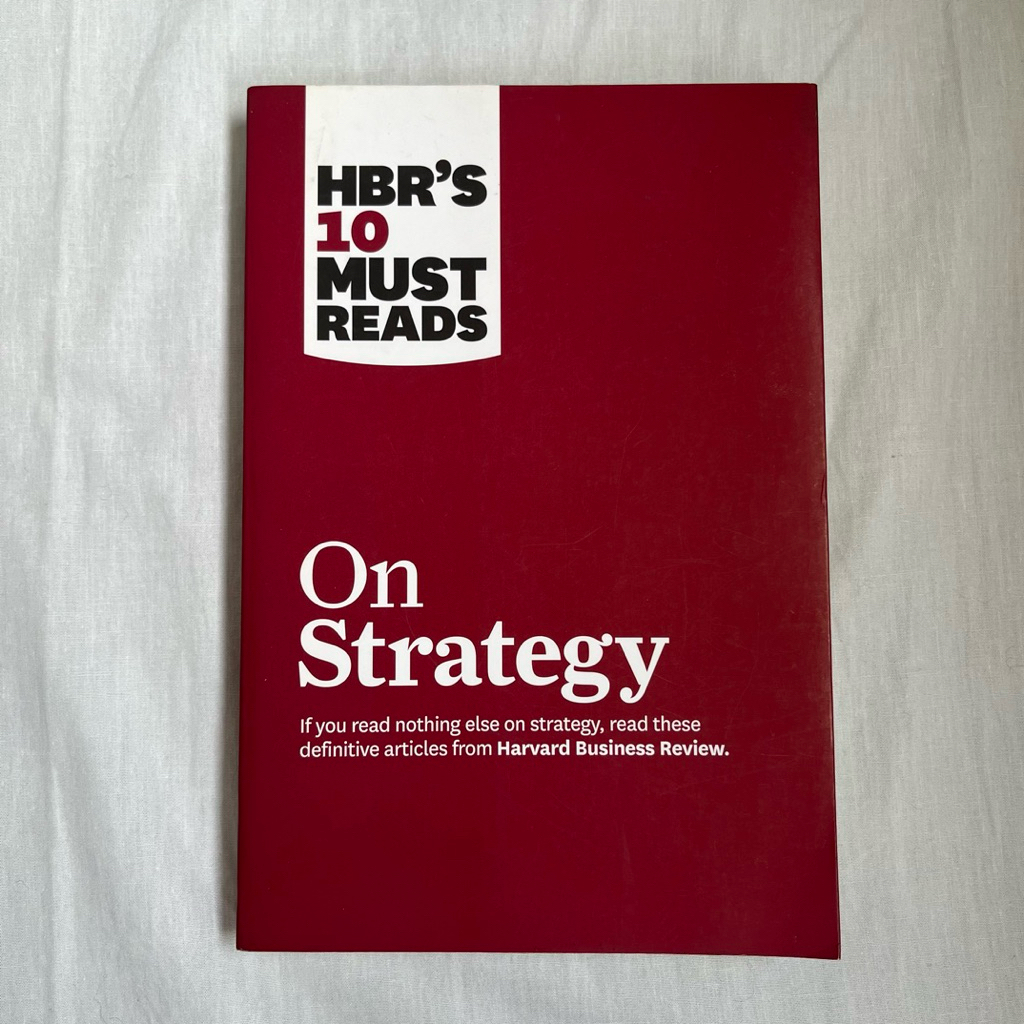 Jual HBR’s 10 Must Reads on Strategy by Harvard Business Review ...