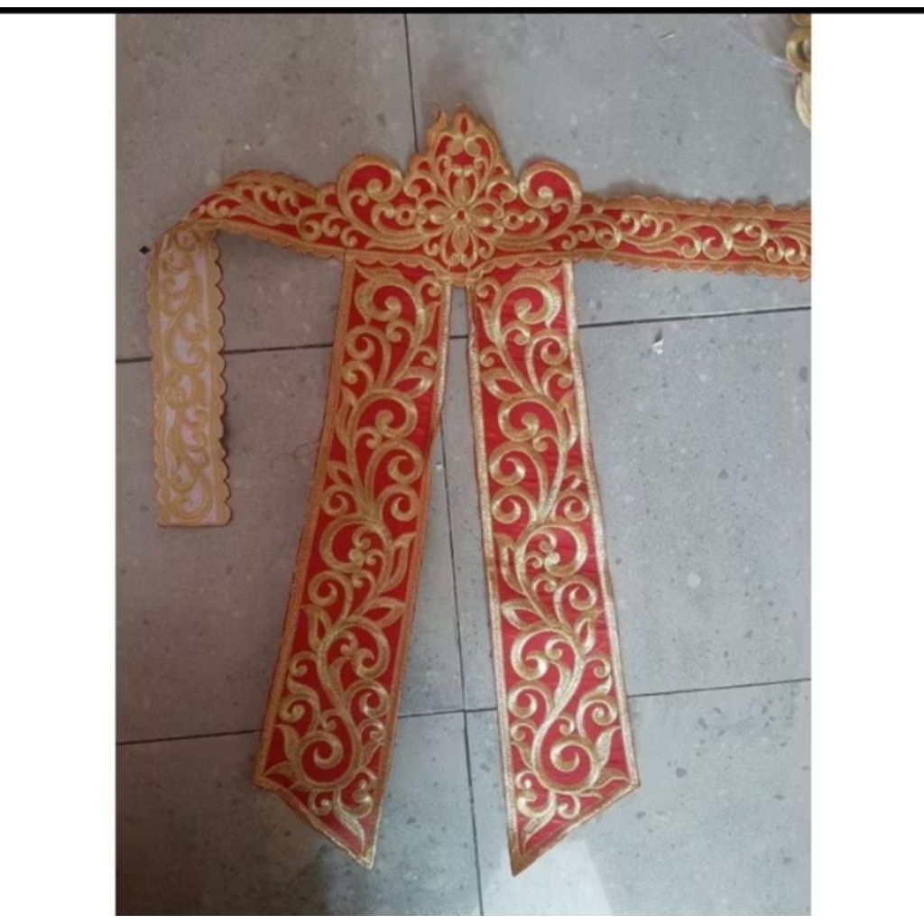 Jual Bordir Sabuk Tari Lidah 2 kain warna merah | Shopee Indonesia