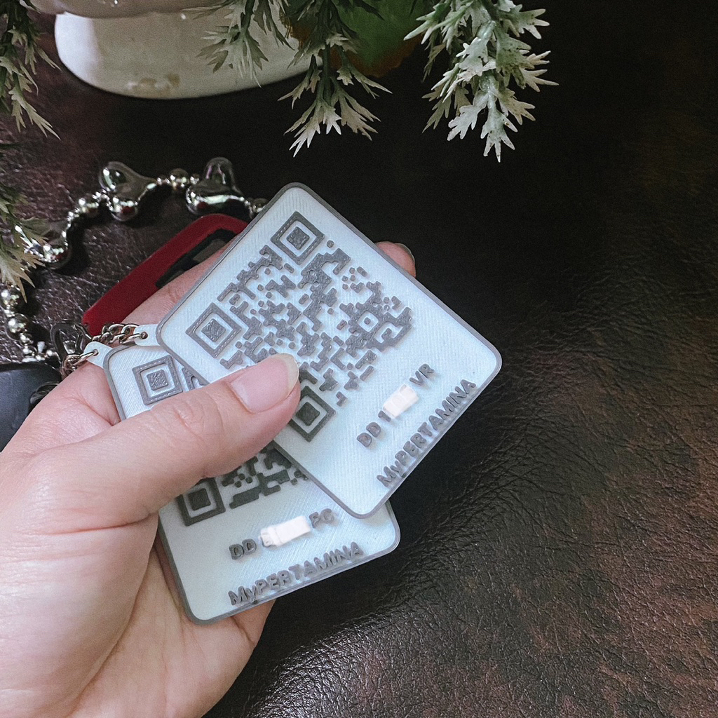 Jual Cetak Gantungan Kunci QR Code Custom | MyPertamina | QRIS | IG WA Linktree | Shopee Indonesia