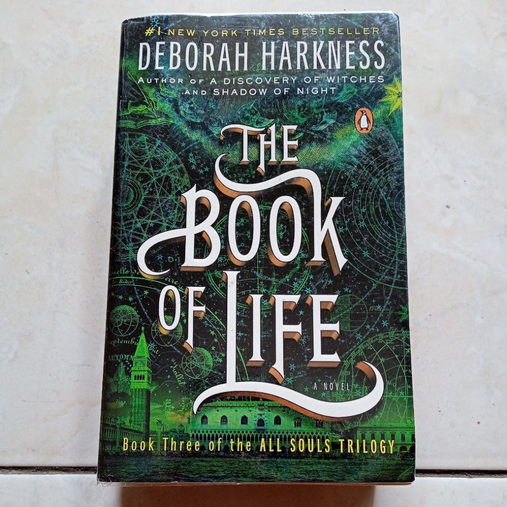 Jual BUKU THE BOOK OF LIFE BY DEBORAH HARKNESS | Shopee Indonesia