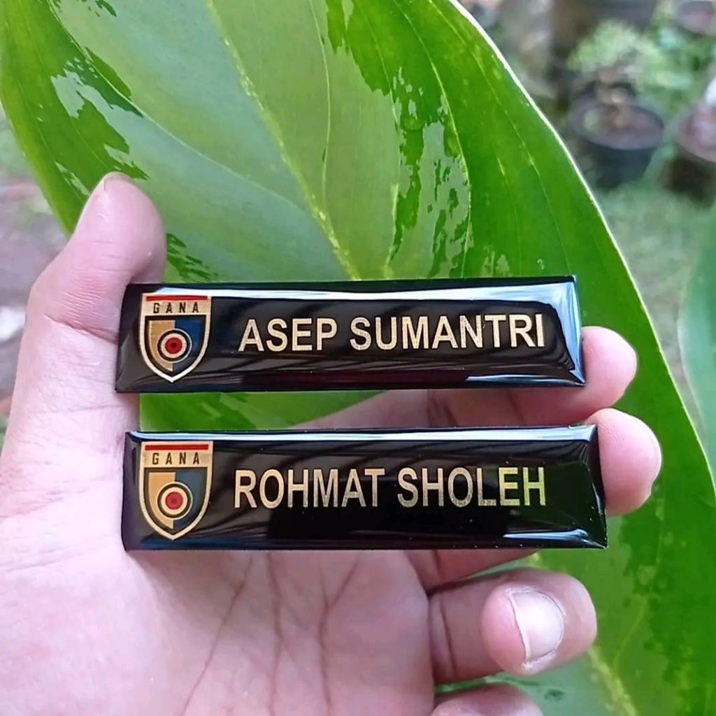 Jual Nama Dada Nametag ( GOLD ASLI ) Lapis Resin / Papan Nama Dada ...