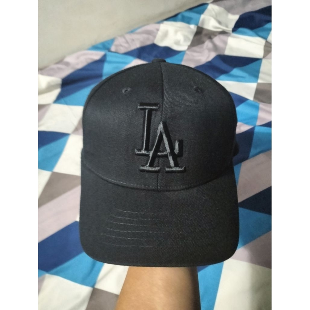 Jual topi hitam la mlb | Shopee Indonesia