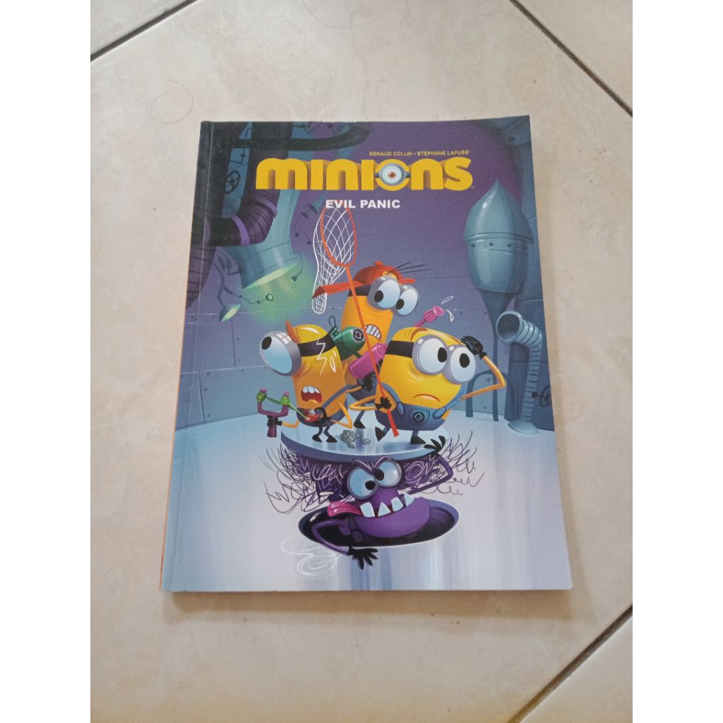 Jual buku Minions evil panic | Shopee Indonesia
