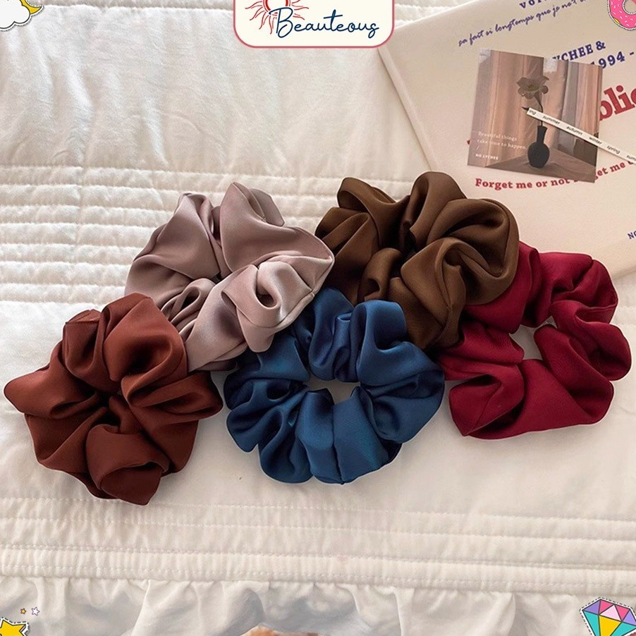 Jual Scrunchie Satin Korea Serunci – Ikat Rambut Hijab, Hair Band ...