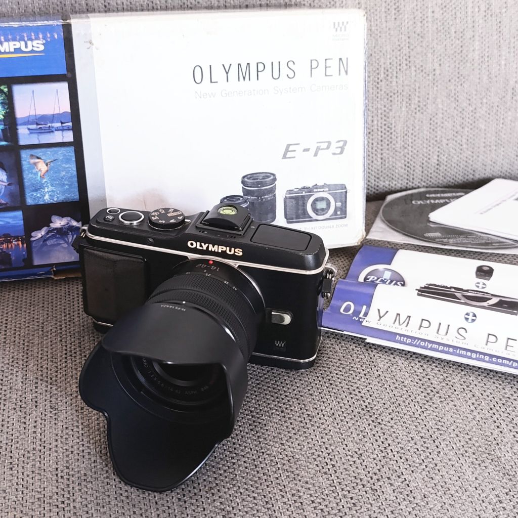 Jual mirrorless Olympus Ep 3 touchscreen lensa kit 14-42mm | Shopee ...