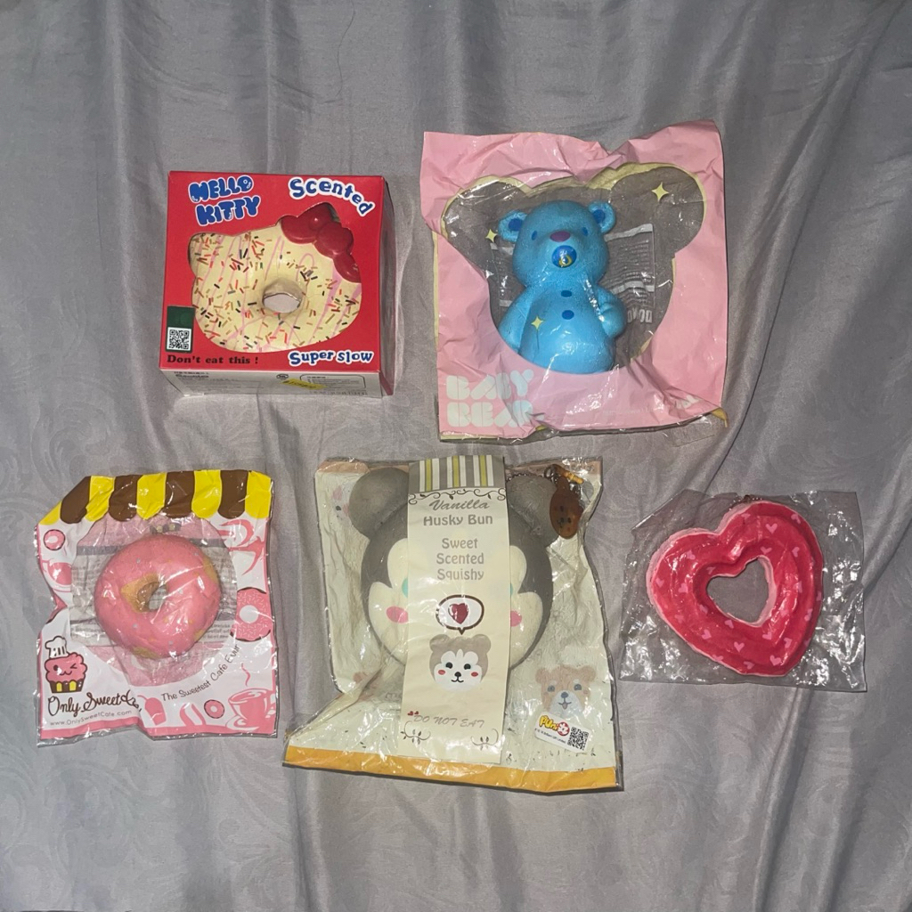 Jual Official License Rare Preloved Squishy hello kitty donut ibloom ...