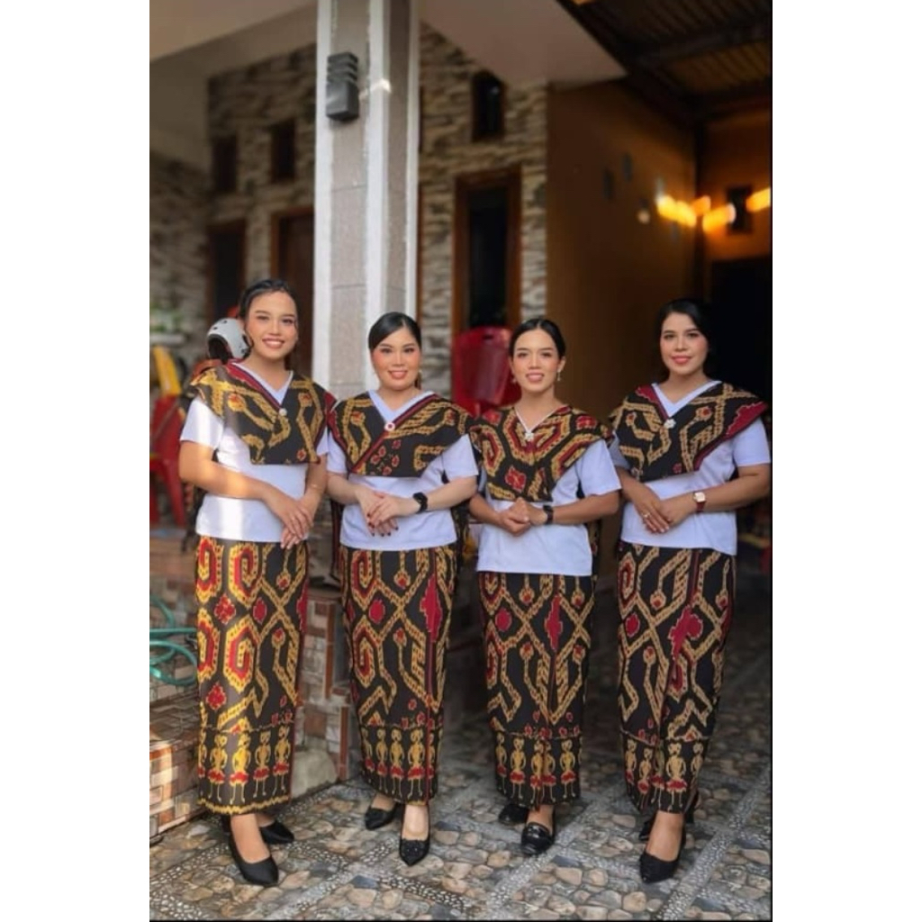 Jual BAJU SETELAN TENUN//BLUSE DAN ROK//BAJU PESTA | Shopee Indonesia