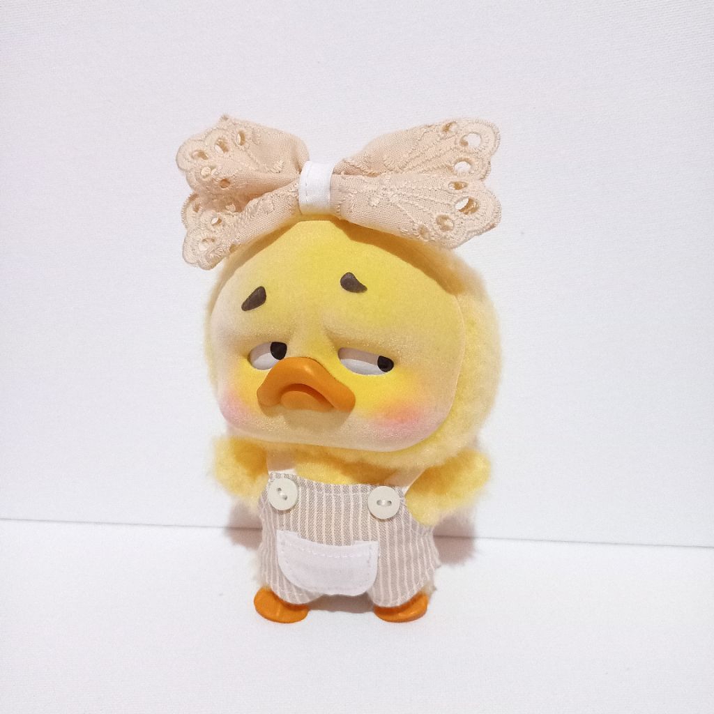 Jual Baju boneka Upset duck v4 / Crybaby outfit jumpsuit garis cream ...