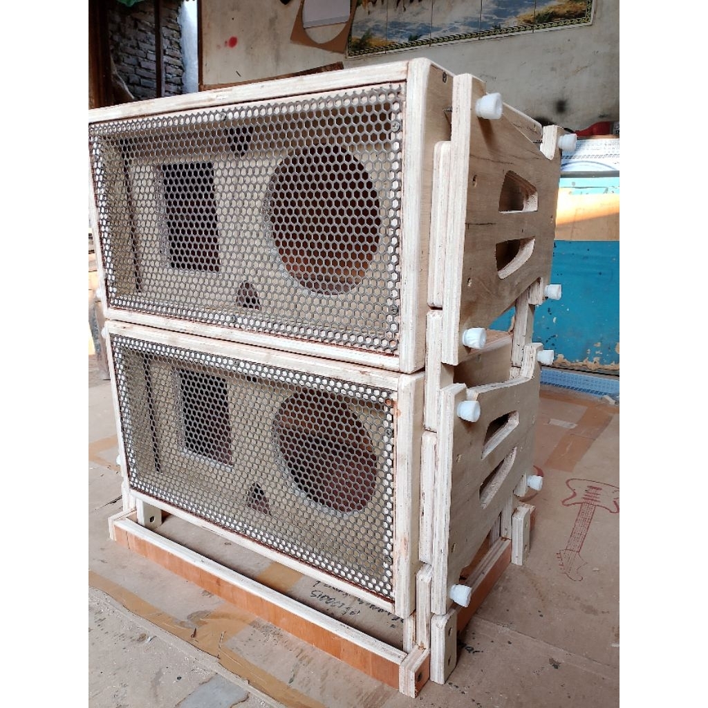 Jual Box Line array ukuran 8 inch (2 box free bricket) | Shopee Indonesia