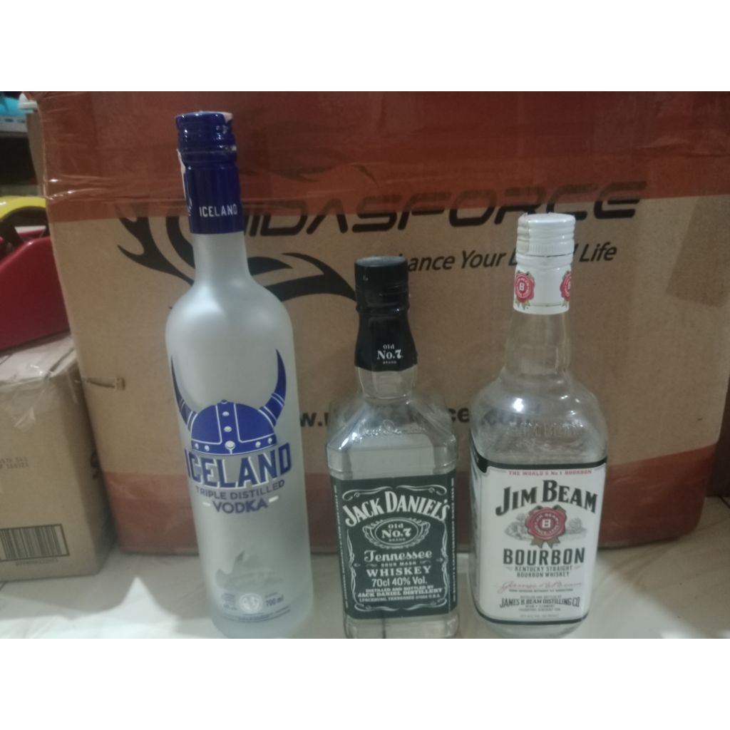 Jual BOTOL MINUMAN BEKAS IMPORT | Shopee Indonesia