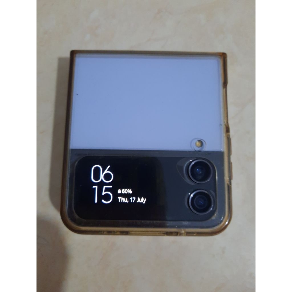 Jual hp handphone second bekas samsung Z flip 4 8/512 gb fullset (baca ...