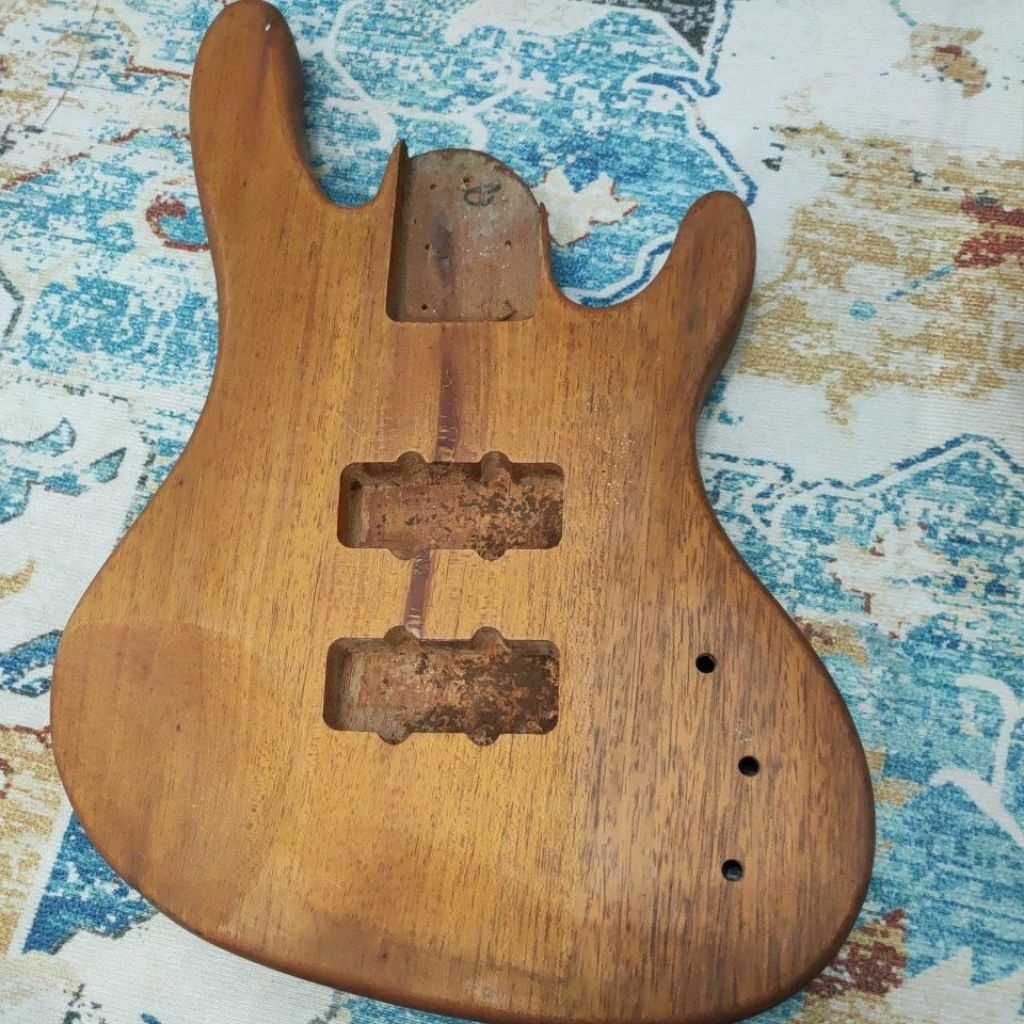 Jual body bass 5 string,lebar pocket 7cm kurang | Shopee Indonesia