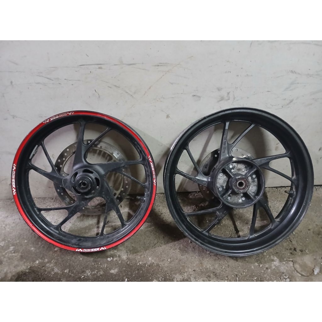 Jual velg HONDA CB150R LED FACELIFT ORIGINAL | Shopee Indonesia