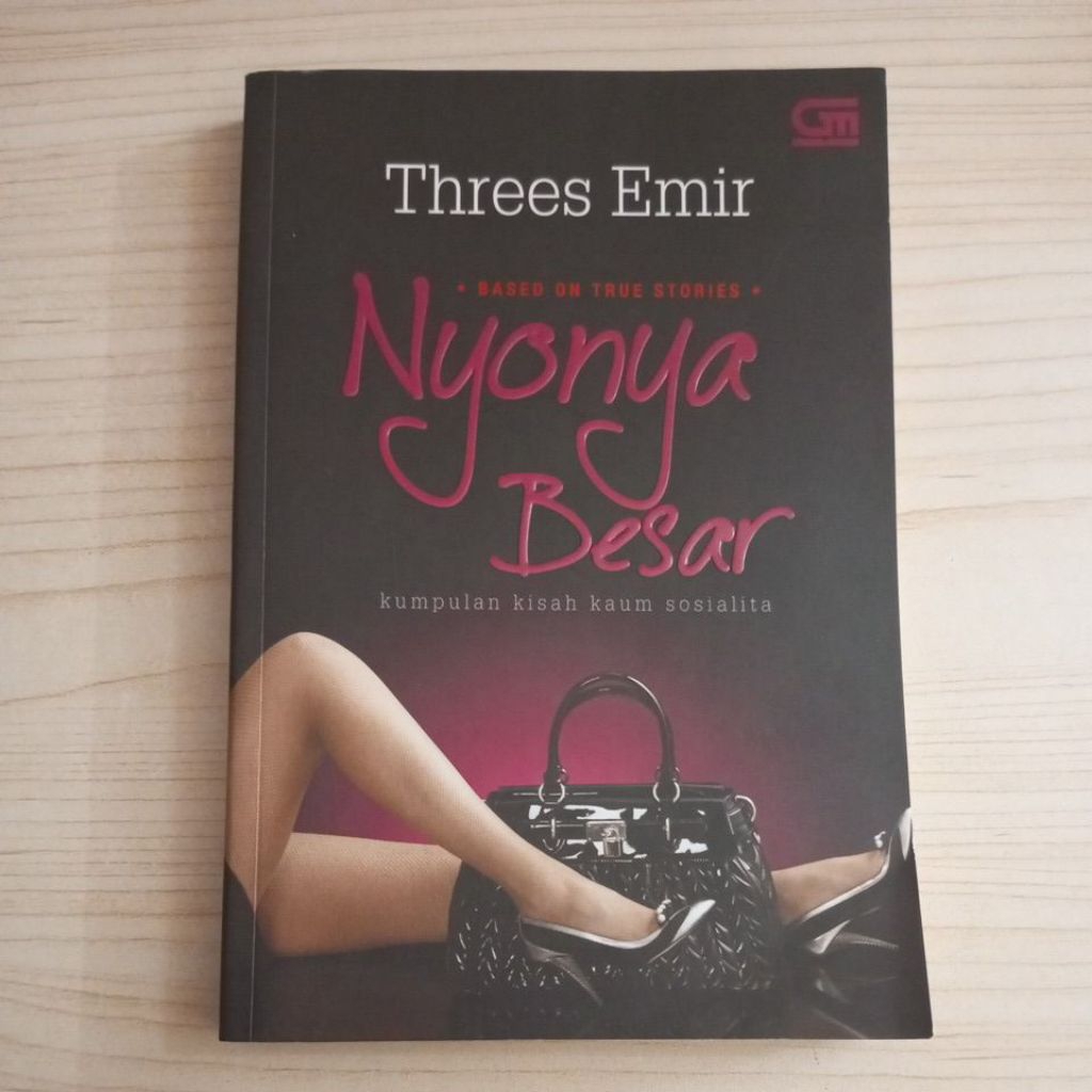 Jual NOVEL NYONYA BESAR KUMPULAN KISAH KAUM SOSIALITA OLEH THREES EMIR ...