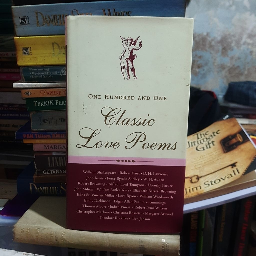 Jual Preloved Buku One Hundred and One Classic Love Poems - William ...