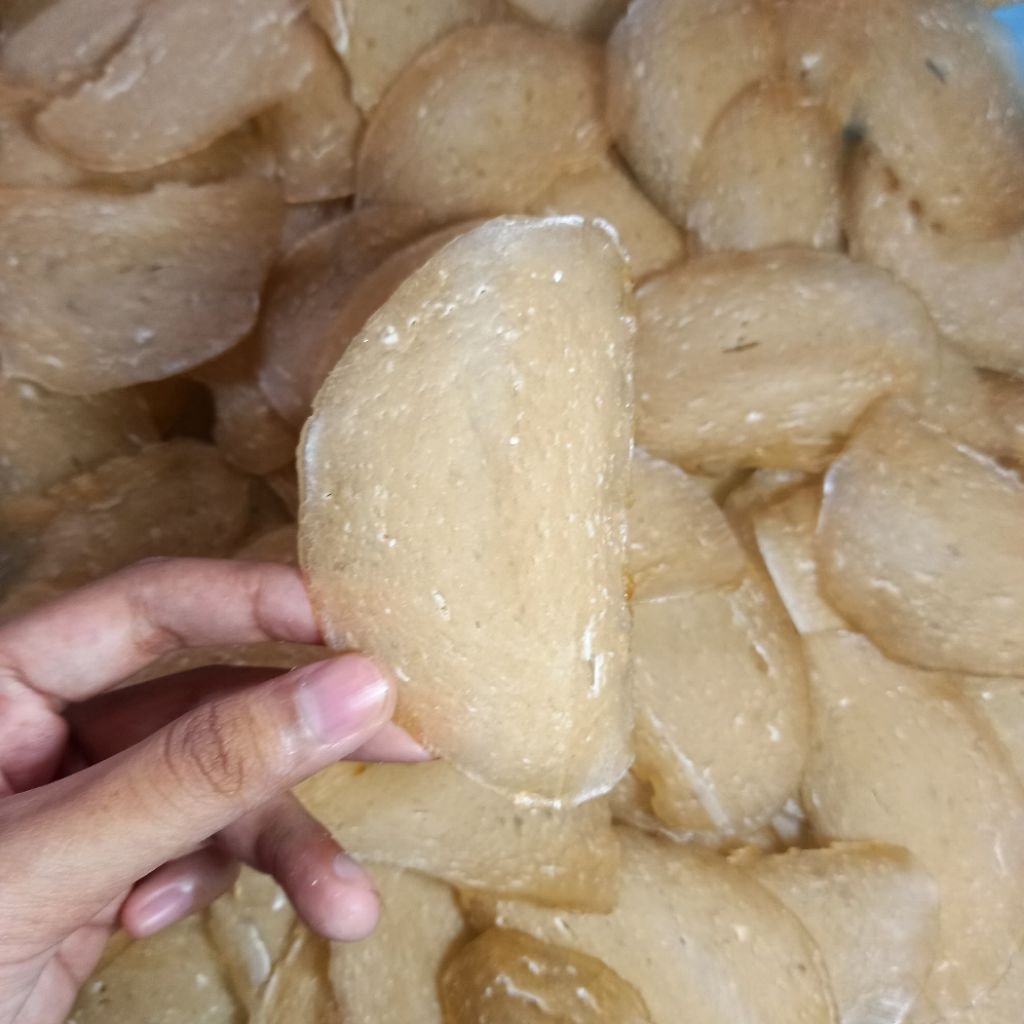 Jual 250gr 500gr Kerupuk Besar Ikan Mentah Khas Kenjeran Oleh Oleh ...