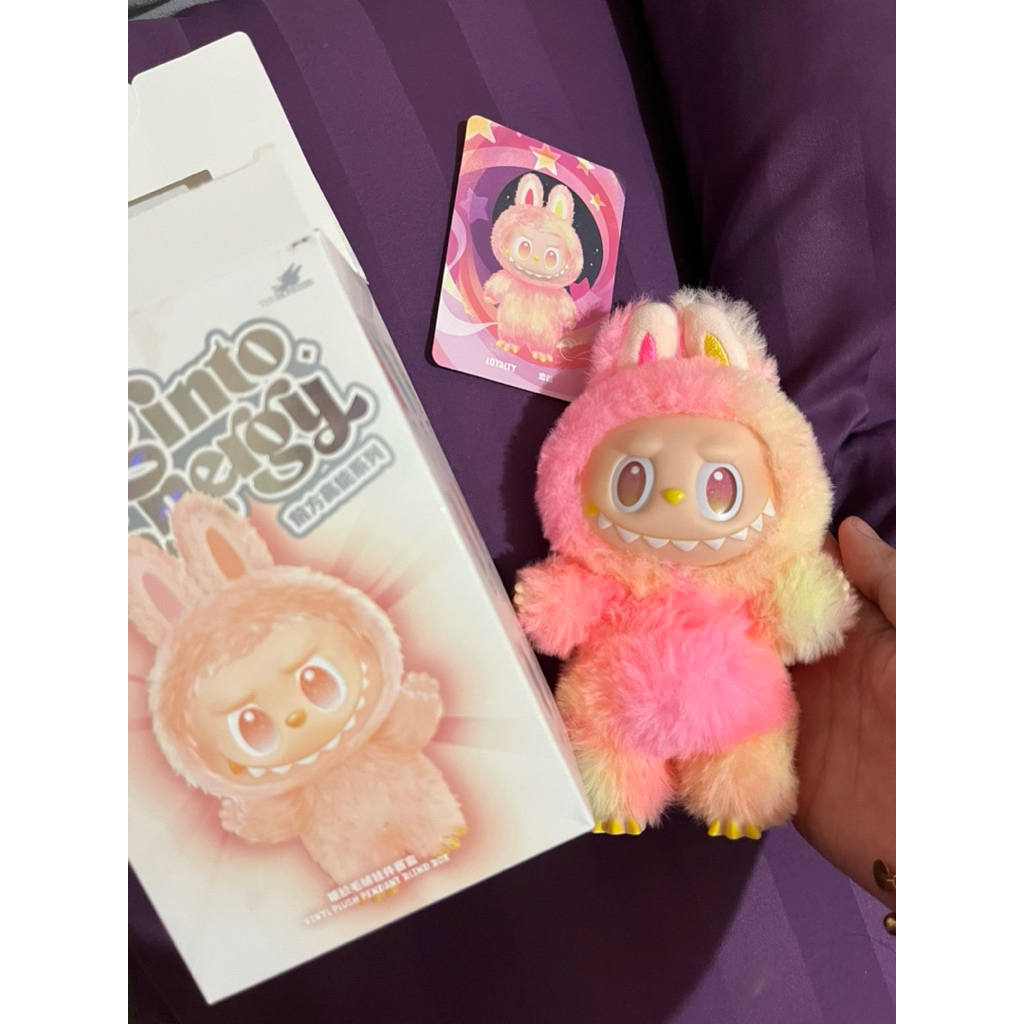 Jual Labubu big into energy | Shopee Indonesia