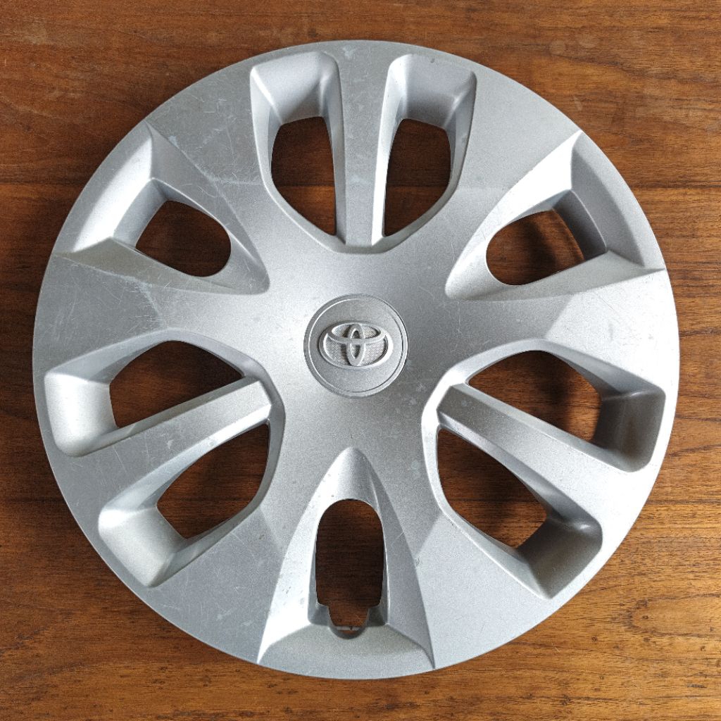 Jual Dop Velg Toyota Innova Original R 16 Satuan | Shopee Indonesia