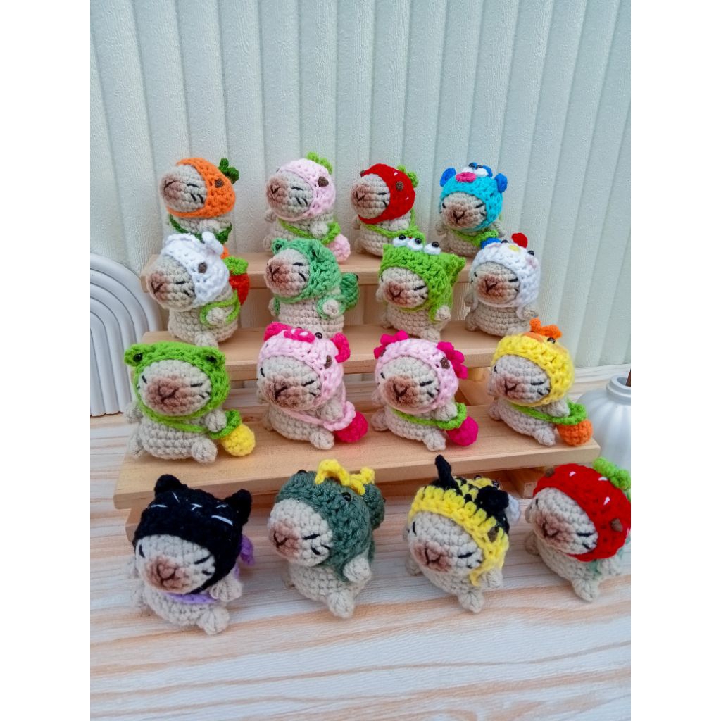 Jual [PREE-ORDER] Gantungan kunci Capybara ganci rajut capybara lucu ...