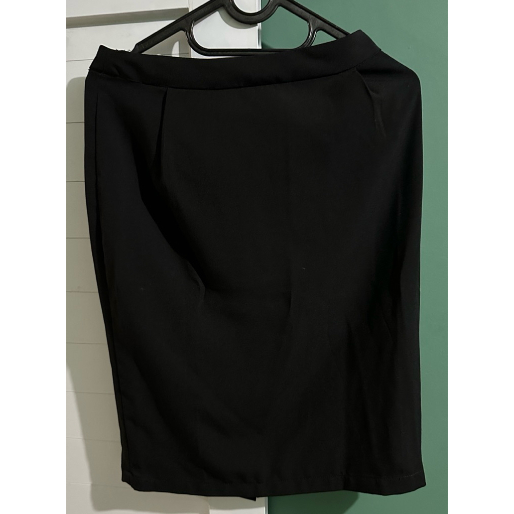 Jual [Chanira] Rok Kerja Formal Pendek Span Se-lutut - Hitam | Shopee ...